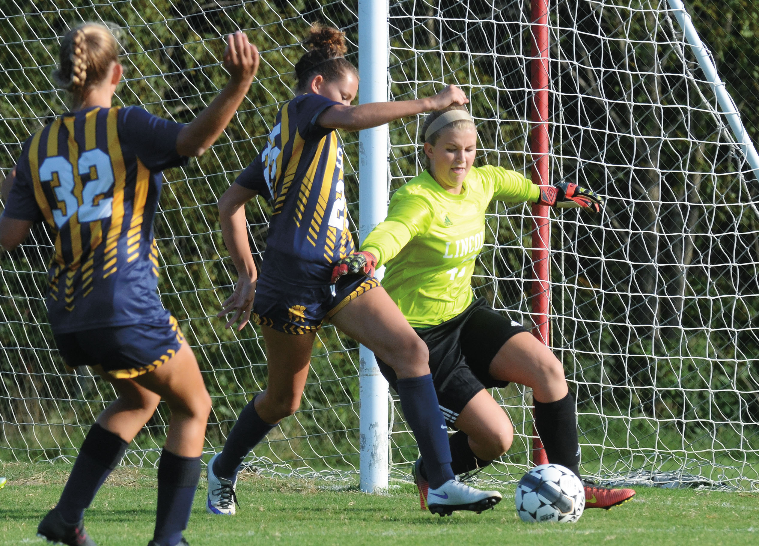 Lincoln girls soccer blanked by Helmers, Sayre - The Interior Journal ...