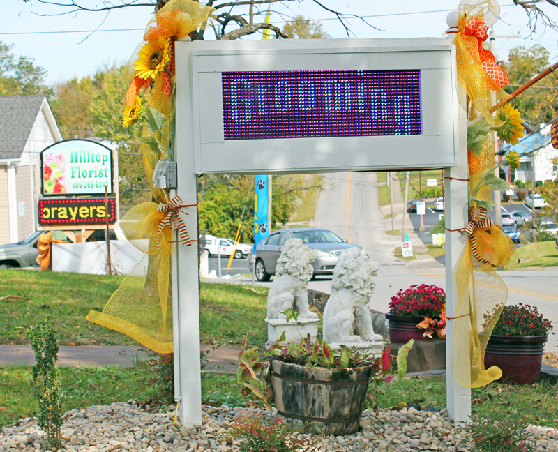 Illuminated business signs draw nuisance complaints | The Interior Journal