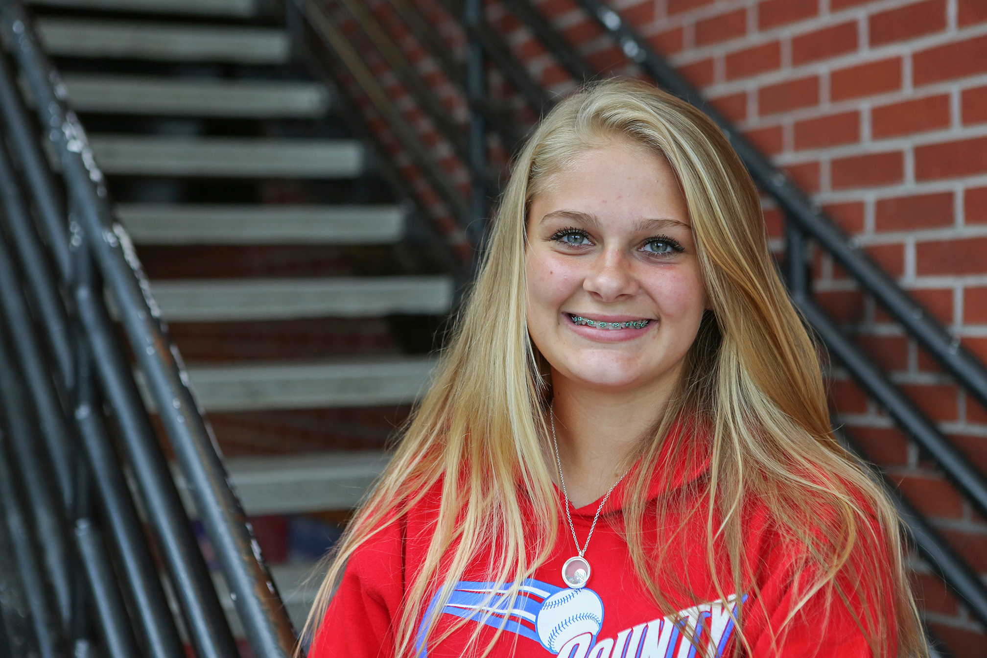 Deaf teen beats odds, excels in hearing-advantaged school - The ...