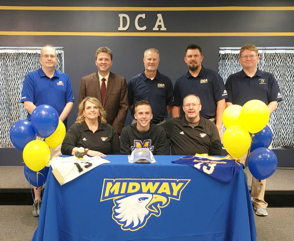 DCA’s Preston Carter to play basketball for Midway - The Interior ...