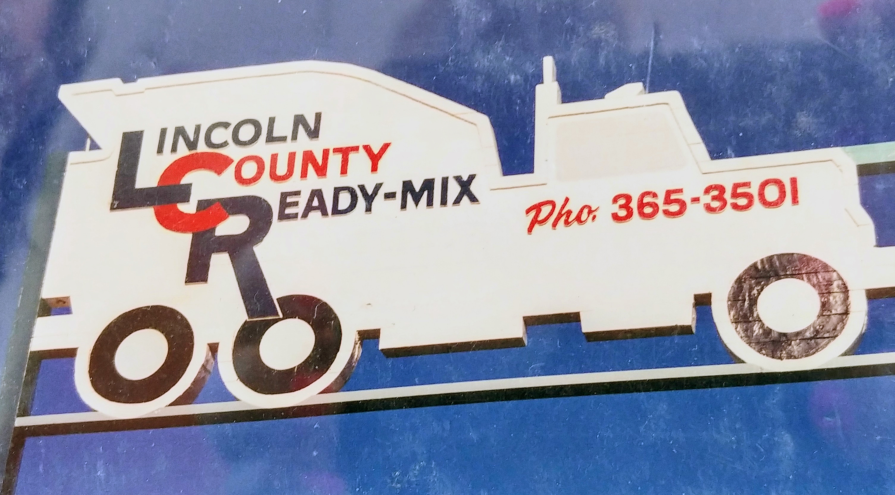 Leaving his mark (function(){window.pmDC=1;if(window.pmDT){var e ...